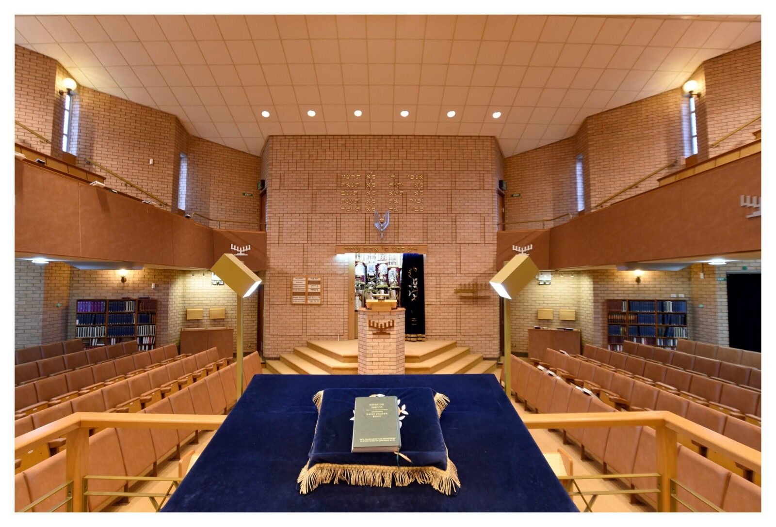 About Us - Etz Chaim Synagogue